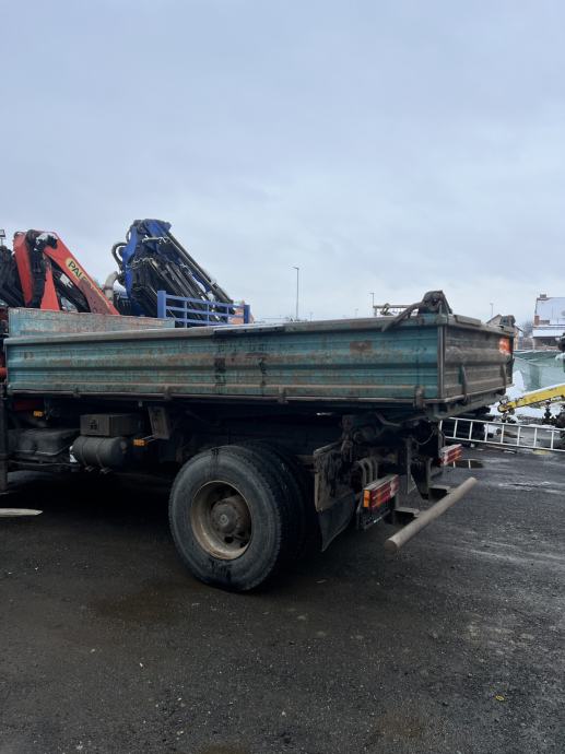 Mercedes Benz 1824 kiper i kran palfinger 9501, 1995 god.