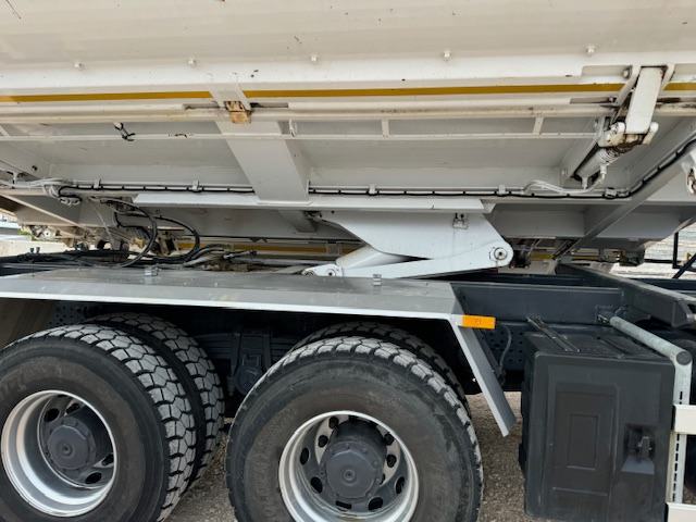 Mercedes Benz Arocs 2640 trostrani kiper i HIAB188-3, 2019 god.