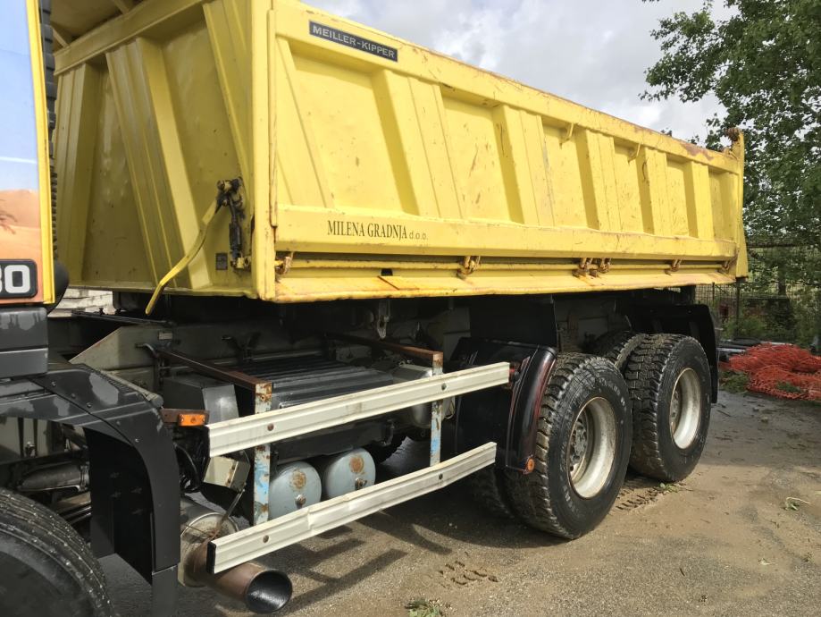 Volvo 380, 1999 god.