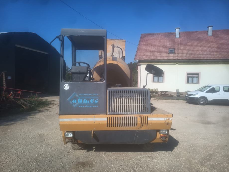 Carmix dumec 3500 mikser za beton, 2004 god.