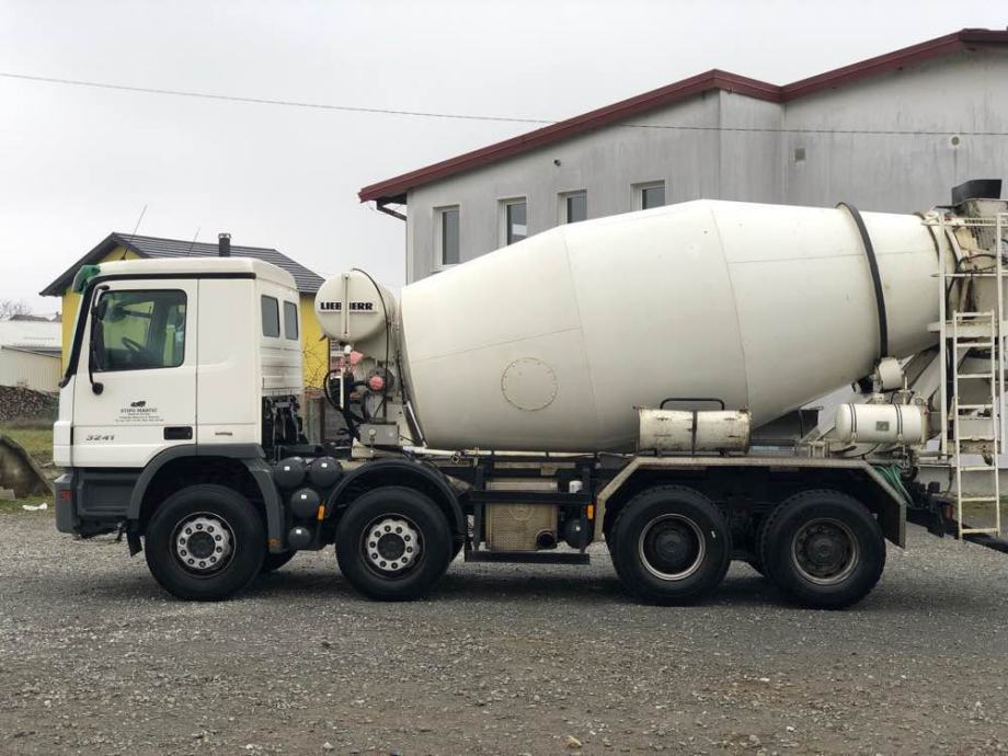 Mercedes Actros mikser za beton, 2008 god.