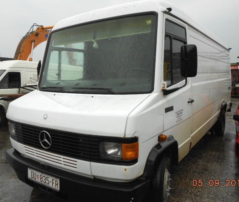 MERCEDES BENZ 609 D, 1990 god.