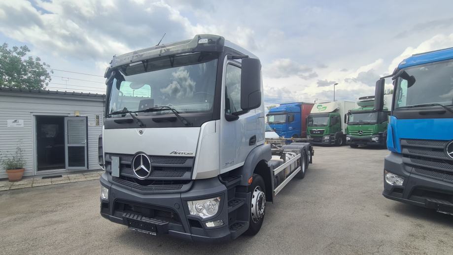 Mercedes-Benz ANTOS 2643L mal.kabina/vrtlji.karela/37.000km/BDF/šasija ...