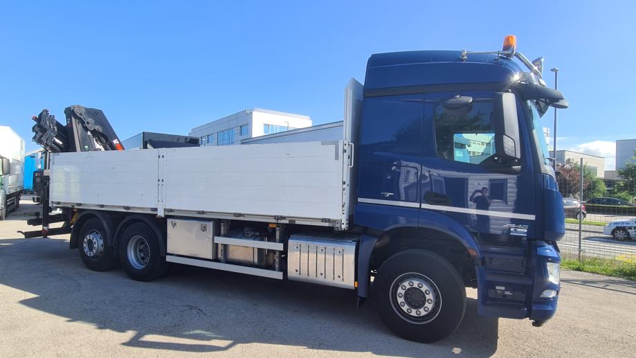 Mercedes-Benz AROCS 2546 keson z dvigalom HIAB X-HIDUO 188 koman, 2018 god.