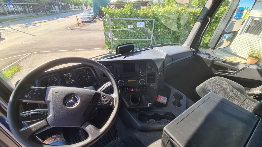 Mercedes-Benz AROCS 2546 keson z dvigalom HIAB X-HIDUO 188 koman, 2018 god.