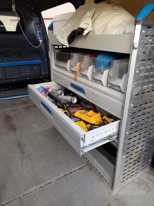 ***Mercedes-Benz Vito Sortimo System***, 2016 god.