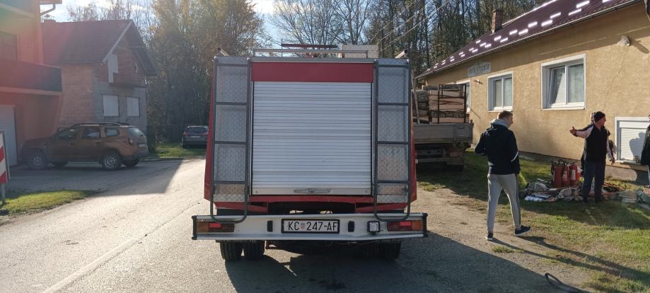 VATROGASNO VOZILO ZASTAVA 650, 1984 god.