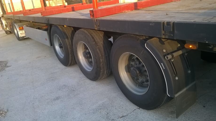 iveco stralis plus prikolica šticarka, 2004 god.