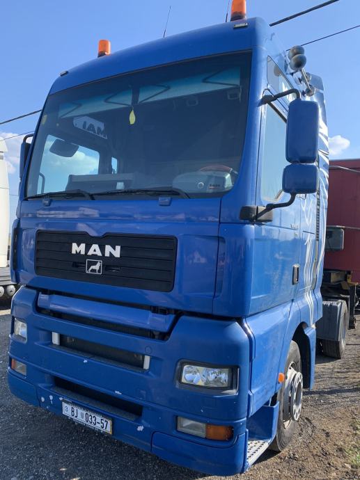 MAN TGA 18.460, 2002 god.