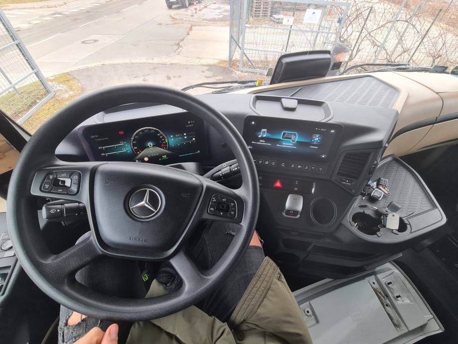 Mercedes-Benz ACTROS 1848 MP5 vlačilec BIGSPACE/RET/EU6, 2020 god.