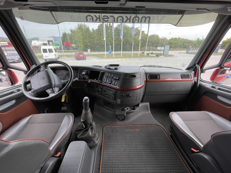 Volvo FH 610 + DE ANGELIS, 2006 god.