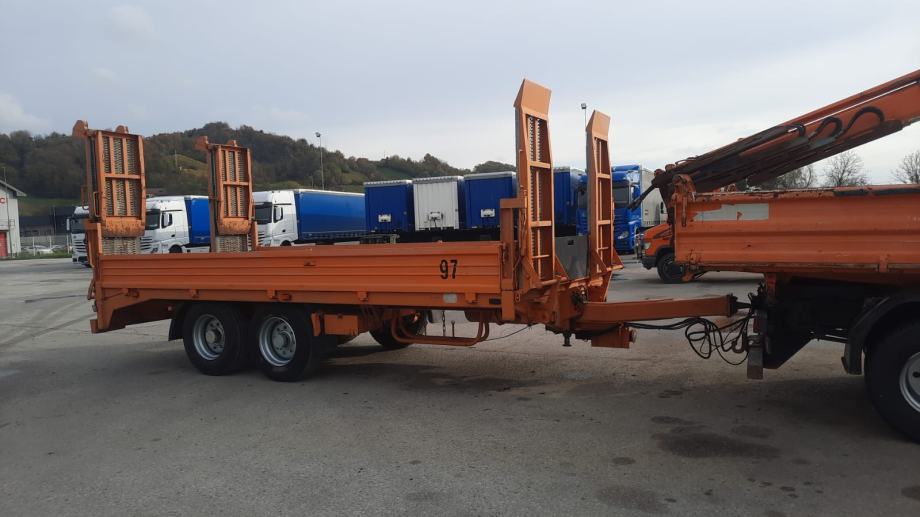 LABUDICA MUELLER MITTELTAL, 2001 god.