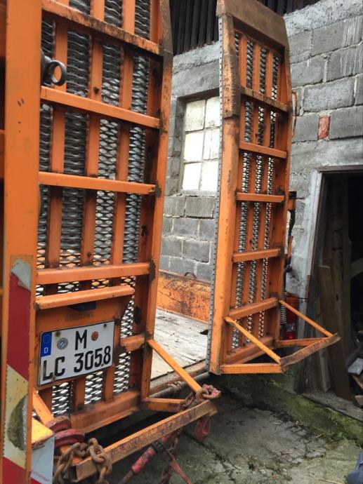 Prikolica Labudica 2 osovine tandem, 2006 god.