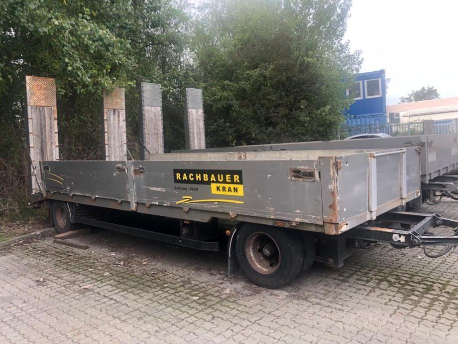 Prikolica / labudica, 2000 god.