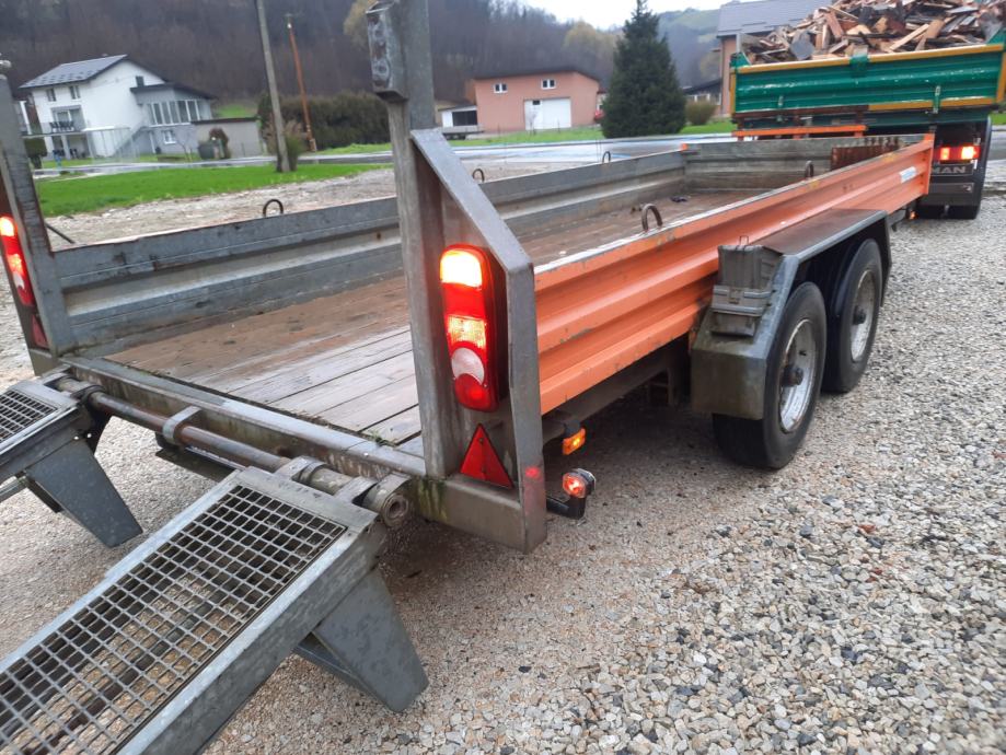 PRIKOLICA LABUDICA, 2005 god.