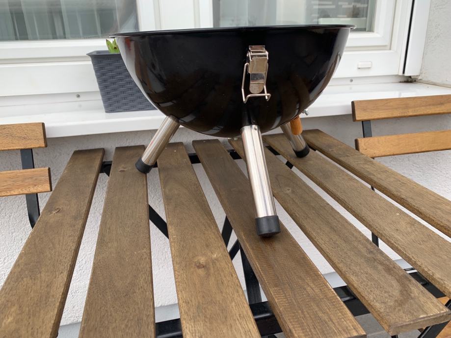 Mini roštilj, novo i nekorišteno