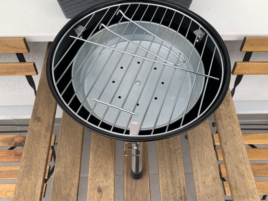 Mini roštilj, novo i nekorišteno