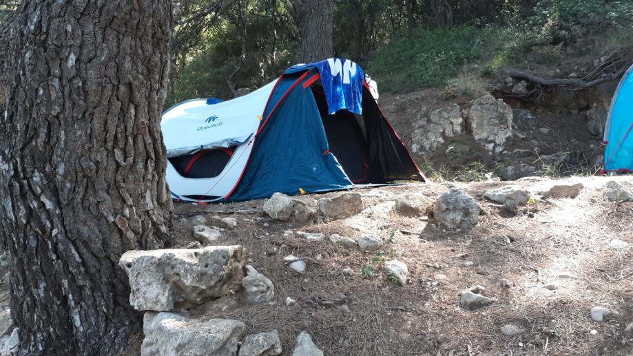 Prodaja šatora za kampiranje