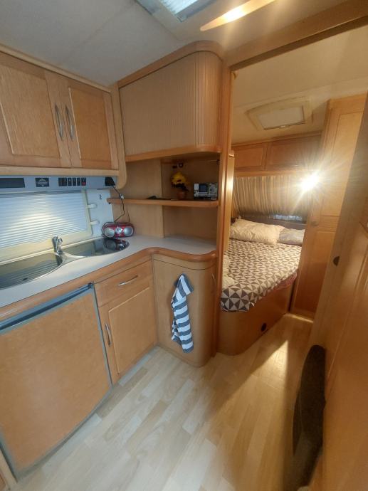 Hobby Exclusive 2005 god 5,70m