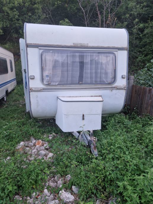 Kamp kućica Adria 420