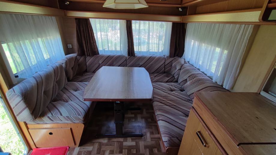 Kamp prikolica WILK DELUXE 560