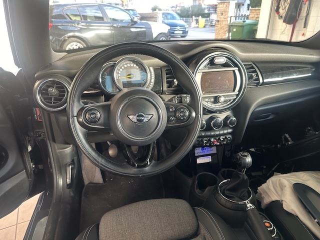 MINI Cooper One D, 2015 god.