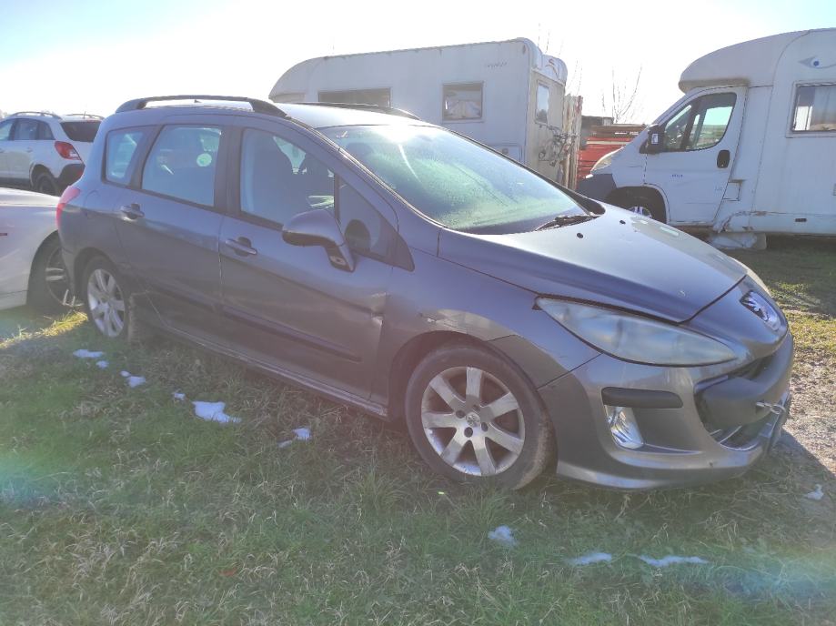Peugeot 308 SW karavan 1,6 HDi u dijelovima zvati radnim danom, 2010 god.