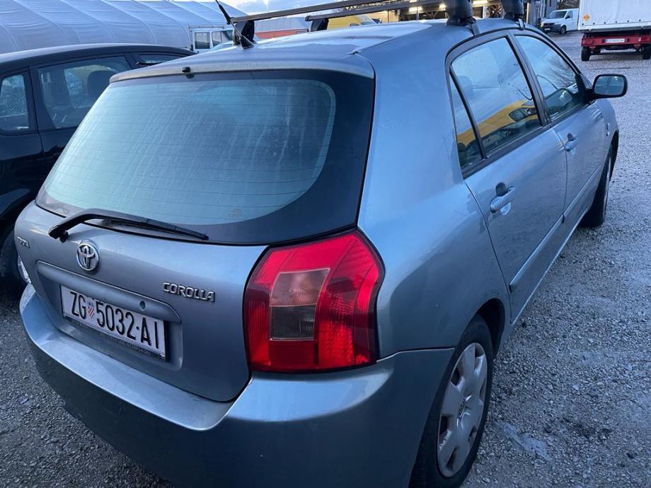 Toyota Corolla 1.4vvt-i 2002god reg 10/023 karambol prodajem, 2002 god.