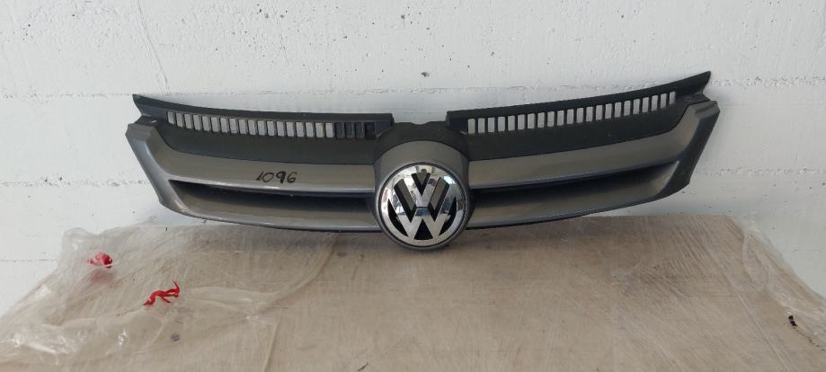 1096-VW GOLF 5 /PLUS PREDNJA MASKA