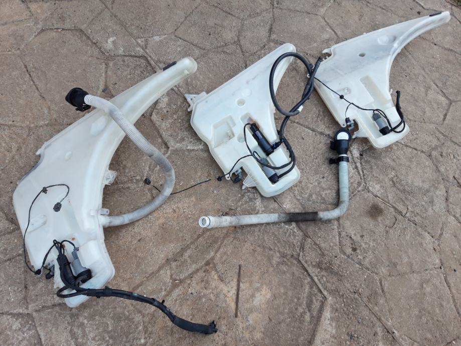 BMW E82 E87 E90 E91 E92 E93 X1 E84 POSUDA ZA VODU PRANJE STAKLA SAJBE