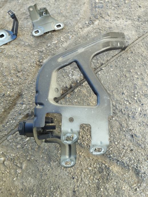 BMW F10 NOSAC BLATOBRANA LIJEVI DESNI ALUMINIJSKI DIJELOVI LIMARIJA