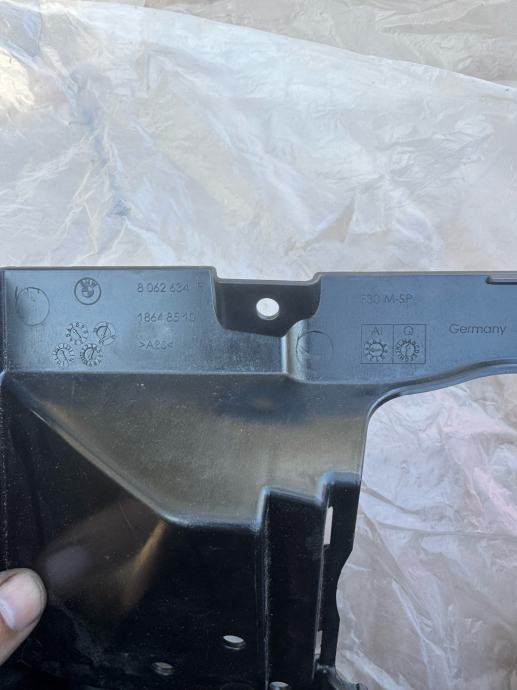 BMW F30 USMJERIVAC ZRAKA 2016-2019 51118062634