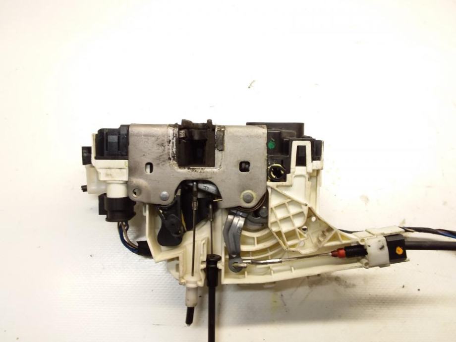 BRAVA VRATA A9067304335 Volkswagen VW CRAFTER 2005-2011