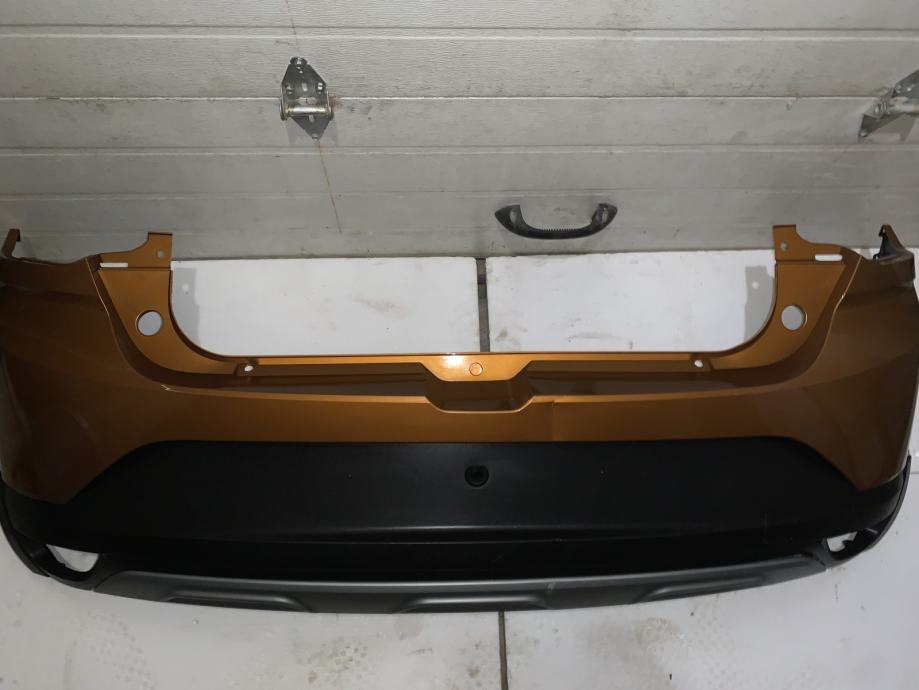 Dacia Sandero 3 Stepway Branik zadnji 850188863R , 850232381R