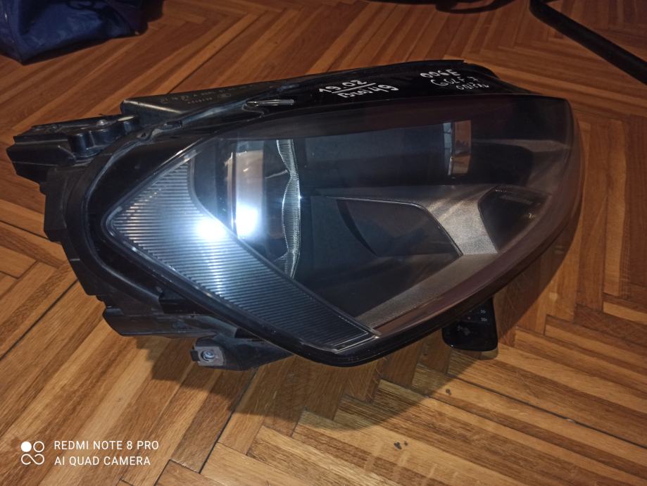 Far Golf 7 običan desni 5G1941006E