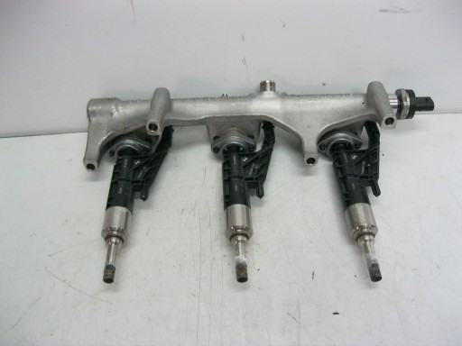 INJEKTOR INJEKTORI LAJSNA BMW F20 0261500140