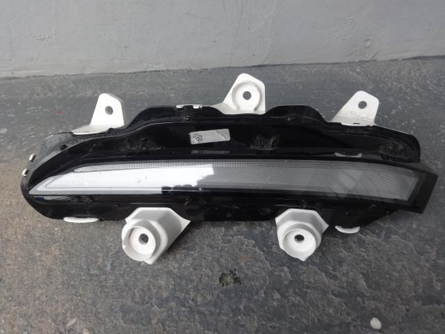 MAGLENKA - DNEVNO SVJETLO PREDNJE DESNA PEUGEOT 208 NOVI