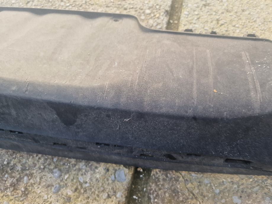 Mercedes E klasa difuzor A2138852125