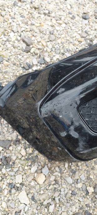 Mercedes G klasa a4638855200 prednji branik prodajem