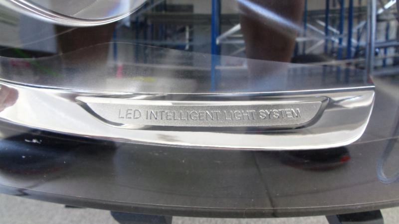 MERCEDES W253 A2539060401 FAR PREDNJIA KOMPLETNA