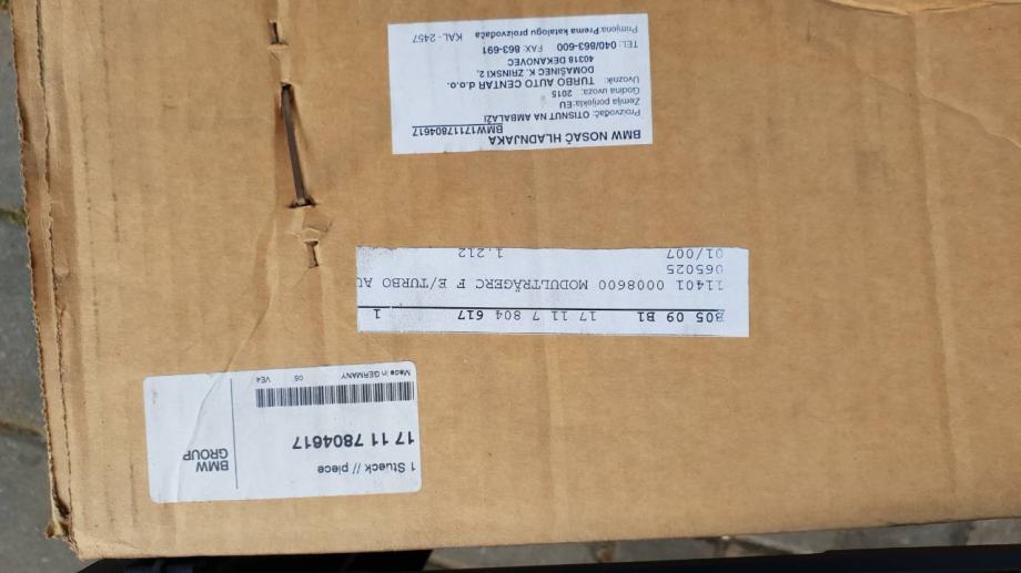 BMW 5 F10 - OKVIR HLADNJAKA OE 17117804617 I 17117639071