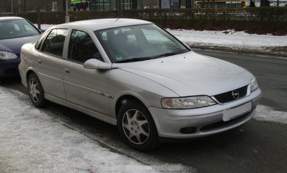 OPEL VECTRA B 1998-2001.g DIJELOVI LIMARIJE,MEHANIKE...