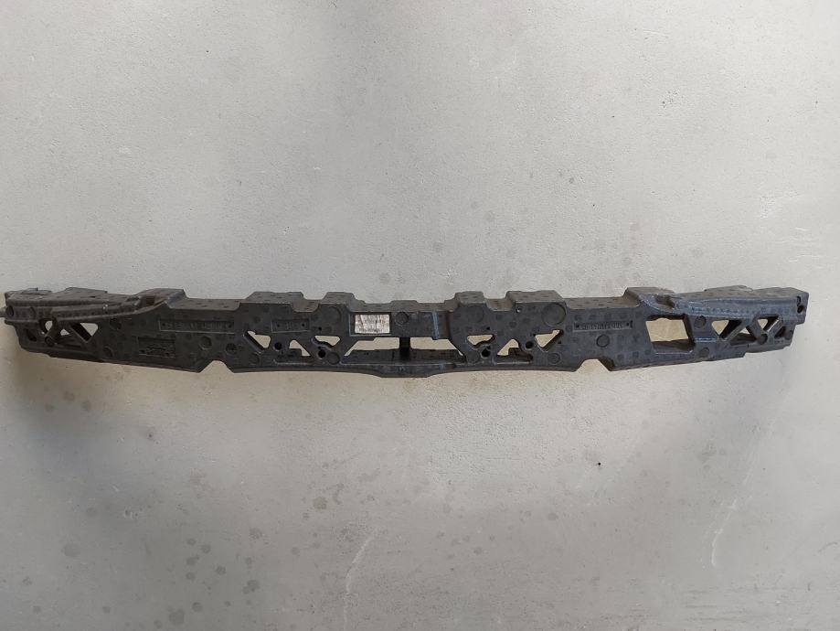 Pjena ispod branika BMW F10 F11