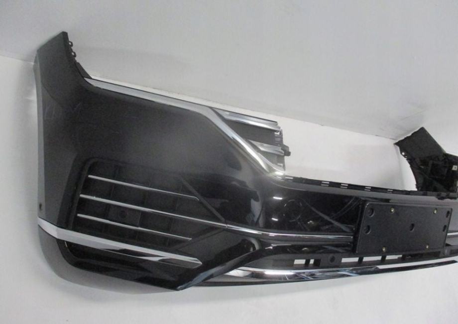 Prednji branik VW TOUAREG 760 760807061G 6X PDC