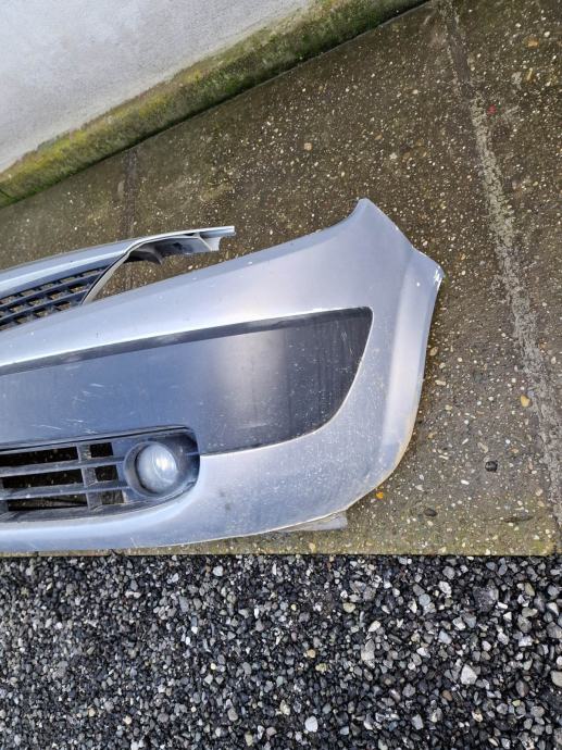 Renault Scenic 2 Prednji branik