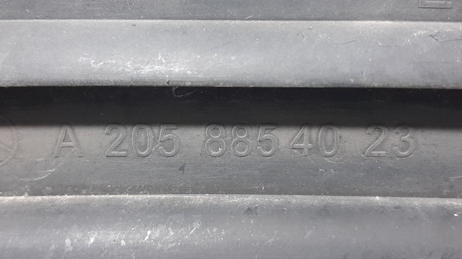 RESETKA BRANIKA MERCEDES C KLASA (W205/S205) > 14-18 A2058854023