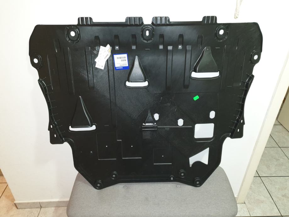 Volvo XC40 zaštita podvozja - 32226751