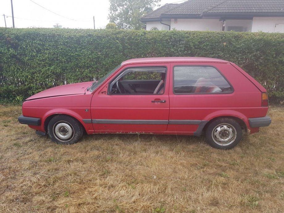 VW GOLF 2 1,6 D 89 GOD - POLOVNI RABLJENI DIJELOVI - SIMBOLIČNO