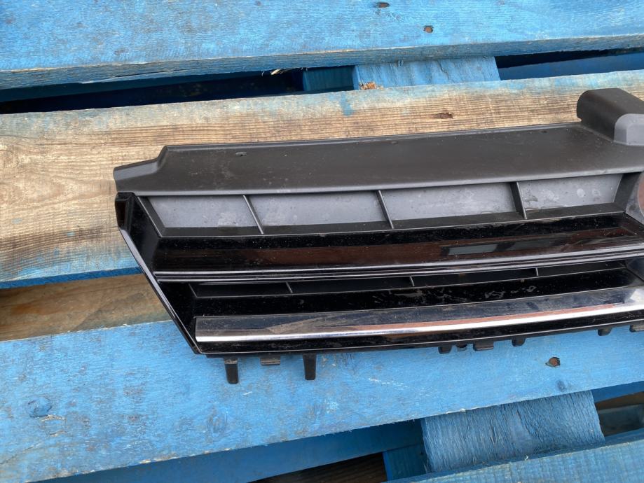 Vw golf 7 maska grill .5G0 853 653 E