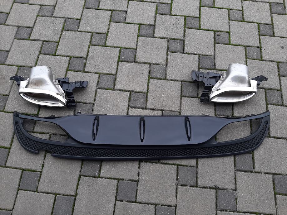 zadnji difuzor w205 AMG